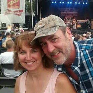 About Us – The Bee Shack